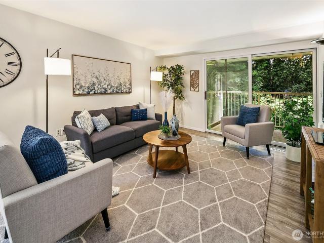 9901 NE 124th Street # 503