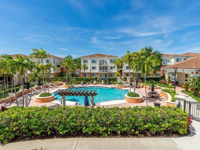 9901 Baywinds Dr Apt 3202, Royal Palm Beach, FL 33411