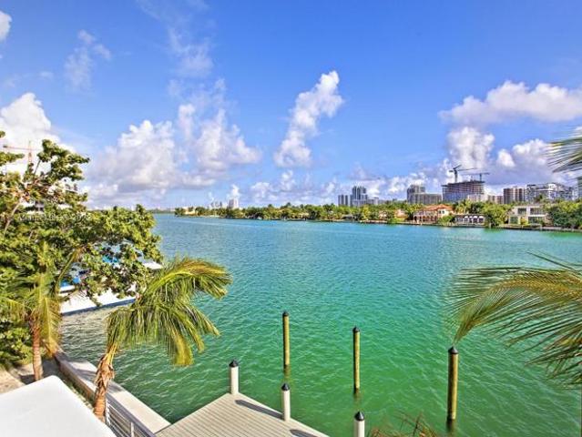 9901 E Bay Harbor Dr #301 302 Bay Harbor Islands, FL 33154
