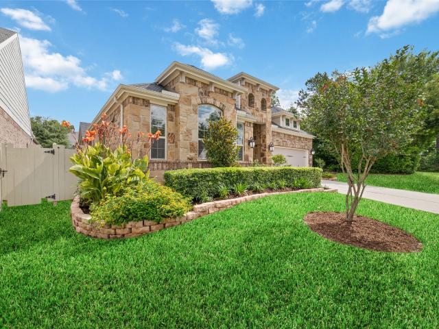 9902 Papyrus Rush Court