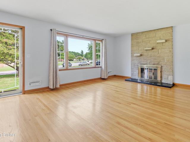 9902 Vega Ln
