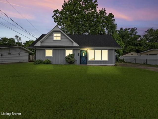 9903 Ponder Ln, Louisville, KY 40272