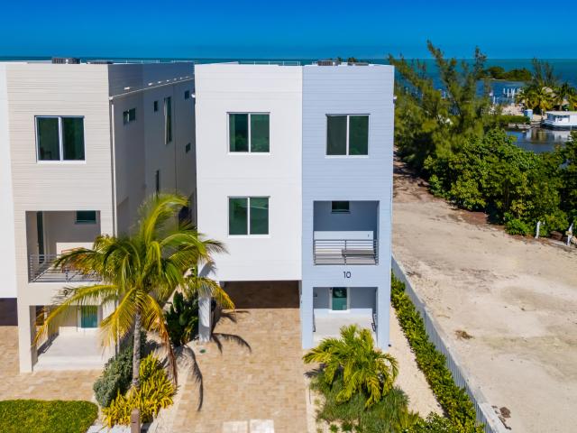 990 41st St, Unit 10, Marathon, FL 33050 | MLS #616645 | Compass