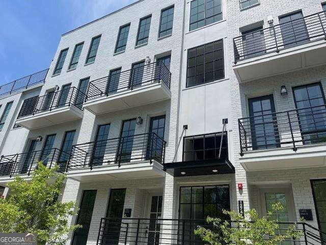 990 Bibbs Cir NW Unit 35, Atlanta, GA 30318