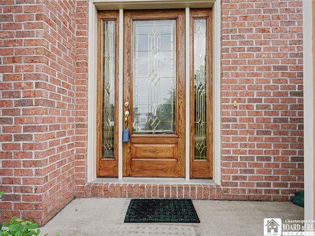 990 Briarwood Drive