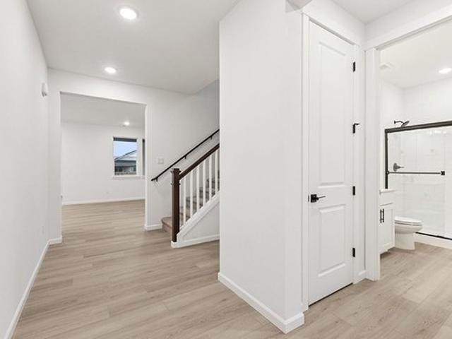 990 E Tanner Ave, Buckley, WA 98321