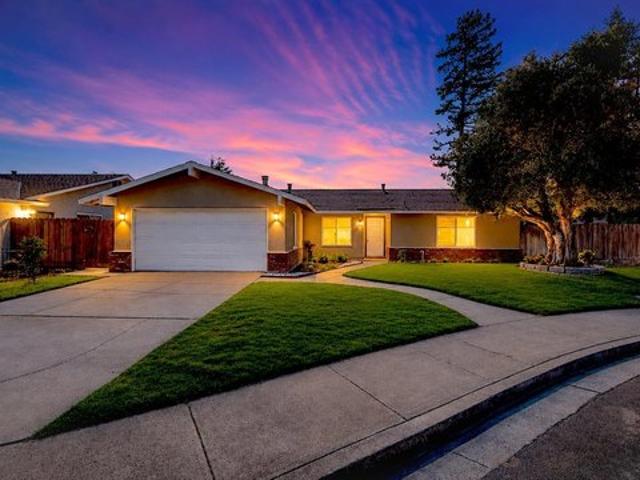 990 Hycell Ct, Turlock, CA 95380