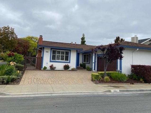 990 Laguna Cir, Foster City, CA 94404