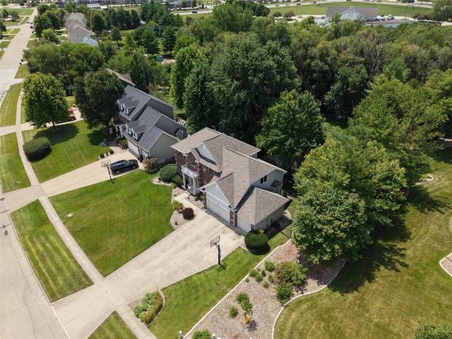 990 SE Westwoods Drive