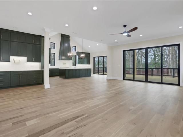990 Sycamore Drive