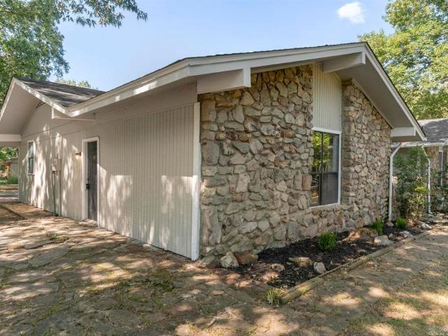 9914 Pinnacle Valley