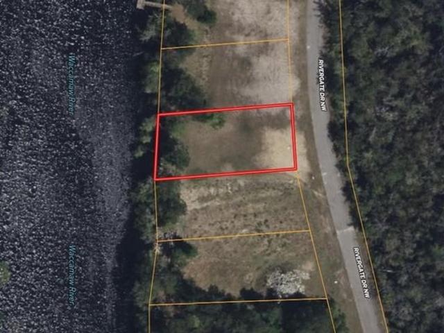 9914 Rivergate Dr NW, Ash, NC 28420