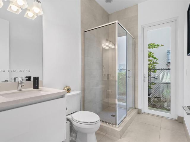 9915 NW 75th St, Unit 9915, Doral, FL 33178 | MLS #A12010