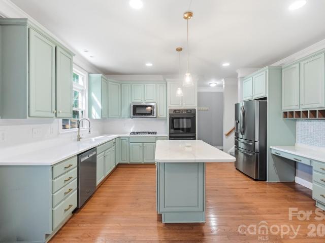9915 Nicole Lane