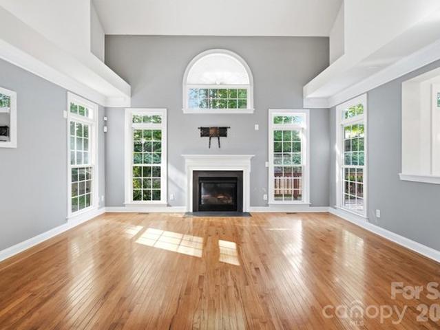 9915 Nicole Ln, Charlotte, NC 28269