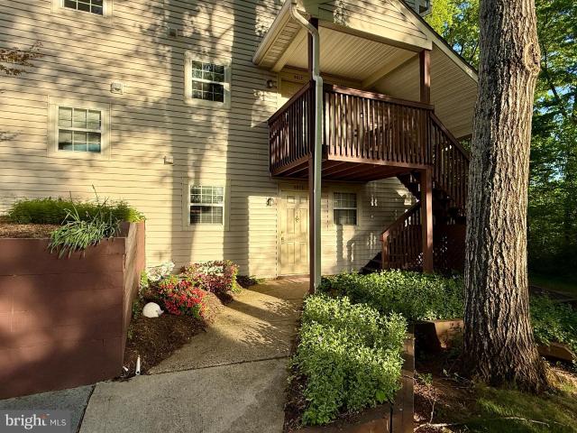 9915 Sugarwood Ct, Manassas, VA 20110 | MLS #VAMN2010 | Compass
