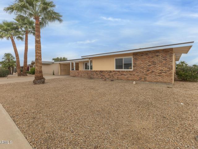 9916 W CLAIR Drive