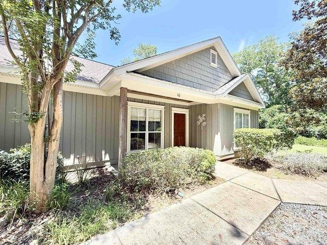 9916 Windmill Rd Apt 10, Fairhope, AL 36532