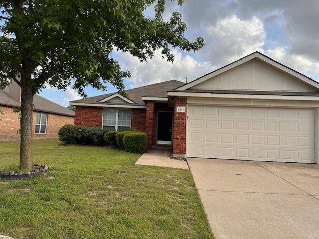 9917 Carter Dr, McKinney, TX 75072 | MLS #21201
