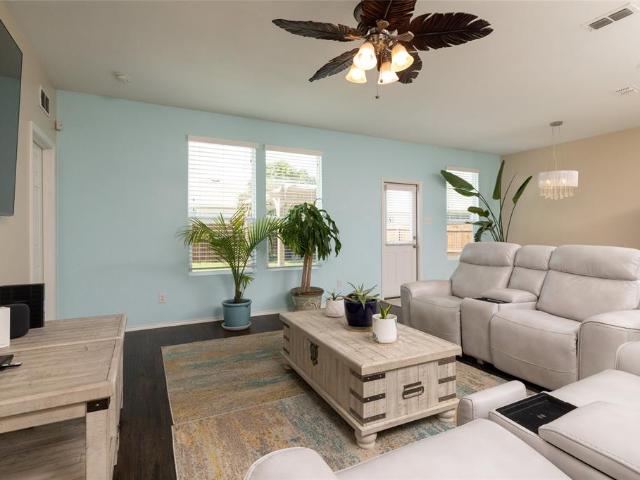 9917 Dolerite Drive