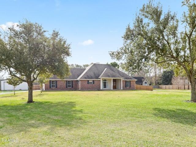 9917 Jefferson Island Rd, New Iberia, LA 70560