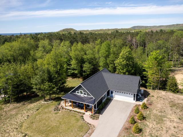 9918 Ottawa Drive