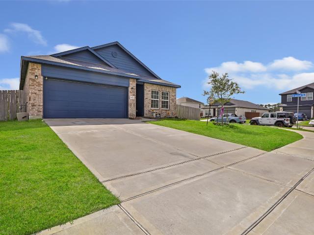 9910 Pine Forest Court