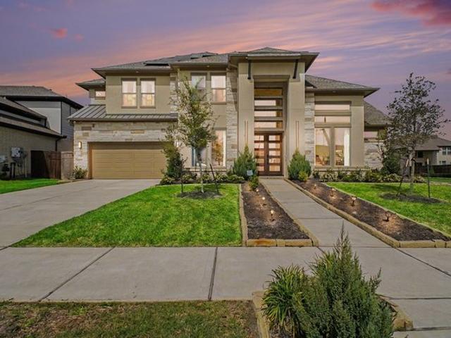9911 Crescent Wood Dr, Missouri City, TX 77459