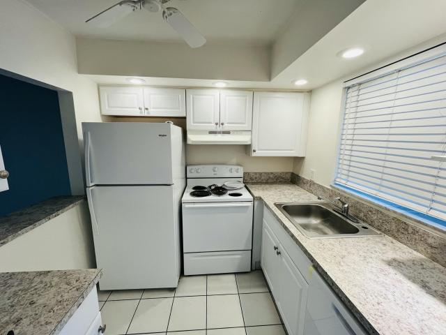 9911 Sandalfoot Blvd, Unit 112, Boca Raton, FL 33428 | MLS #R11167