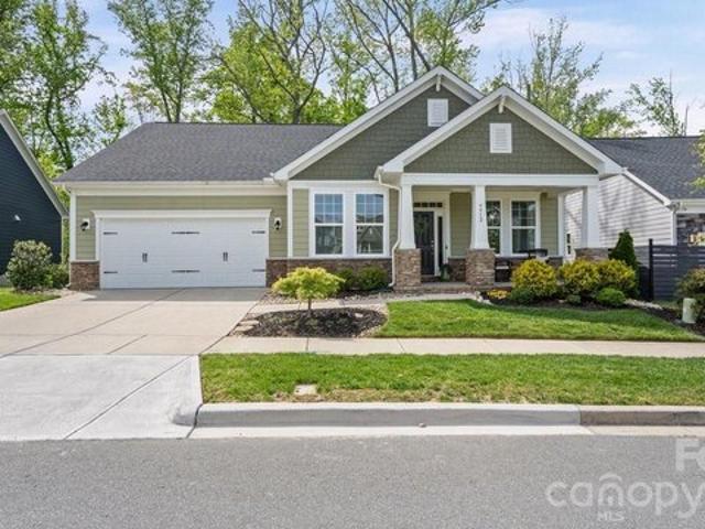 9912 Andres Duany Dr, Huntersville, NC 28078