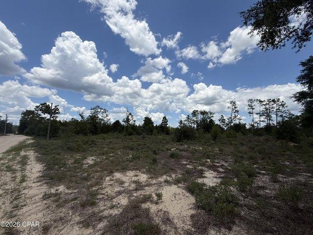 9913 Western Rd, Fountain, FL 32438
