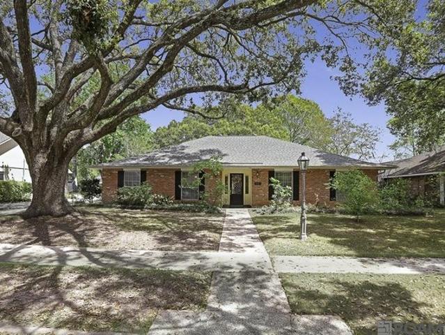 991 Colonial Dr, Baton Rouge, LA 70806