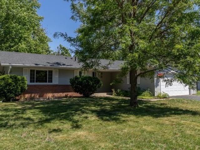 991 Cortland Dr, Apple Valley, MN 55124