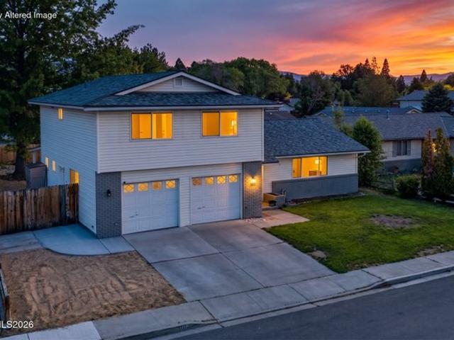 991 Desert View Dr, Sparks, NV 89434