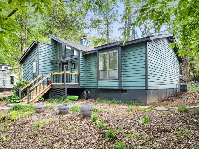 991 Holden Road