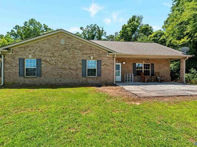 991 Manley Rd, Hazel Green, AL 35750