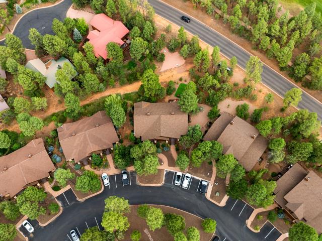 991 Spirea Lane