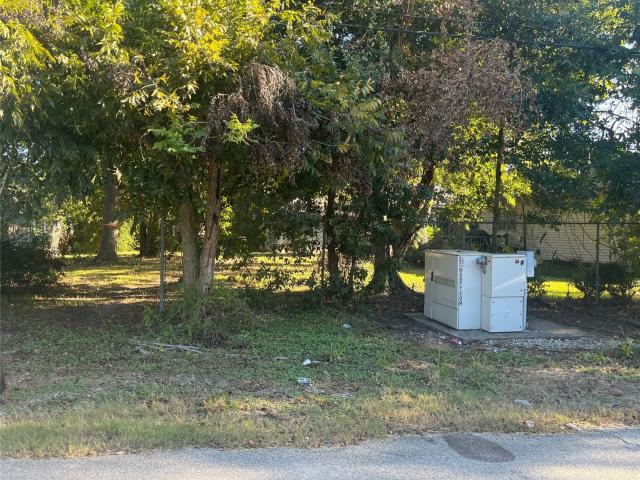 991 Reverend B J Lewis Dr, Houston, TX 77088 | MLS #24550