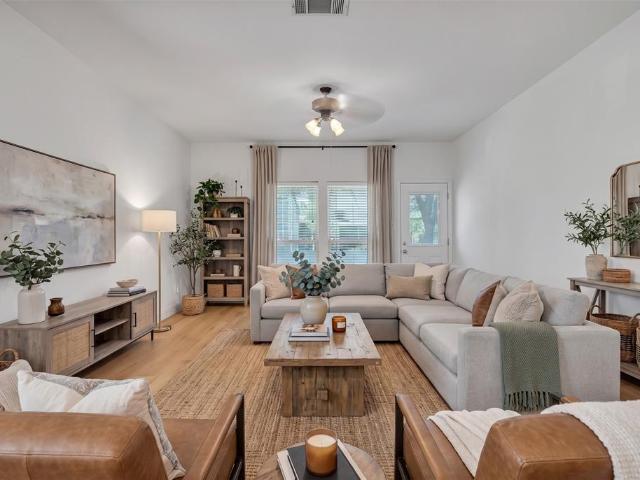 9924 Lexington Drive