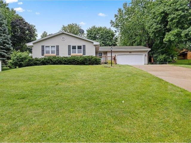 9924 Little Cir, Bloomington, MN 55437