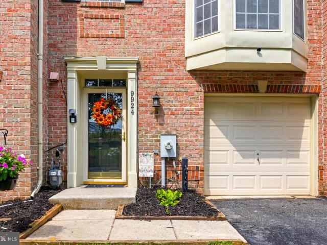 9924 Redwing Drive