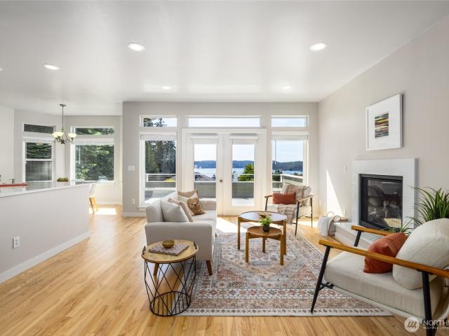 9924 Sunset Drive