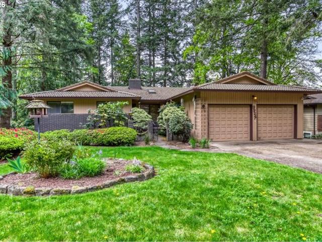 9924 SE Nancy Ct, Happy Valley, OR 97086