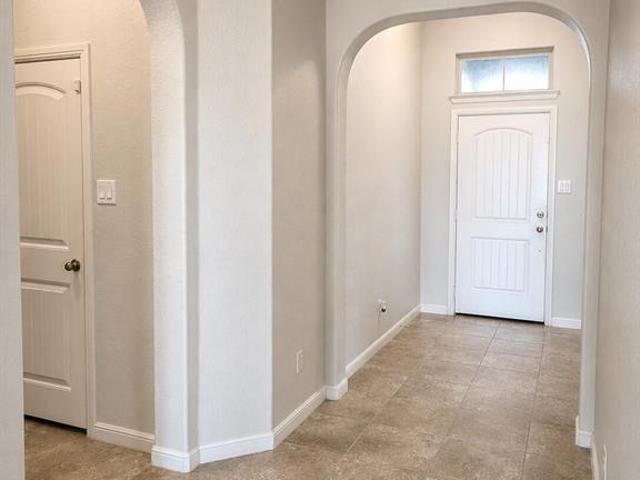 9925 Wynndel Trail