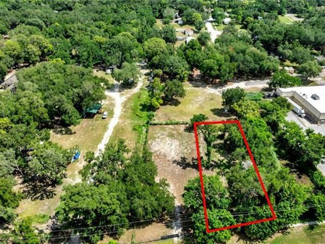9926 Rockhill Rd, Thonotosassa, FL 33592