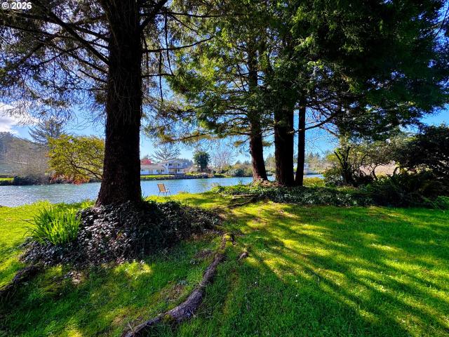 99270 winchuck river rd