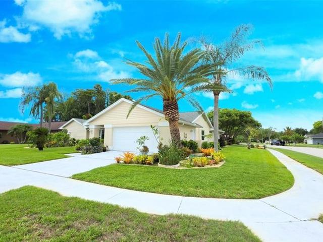 9927 Middlecoff Dr, New Port Richey, FL 34655