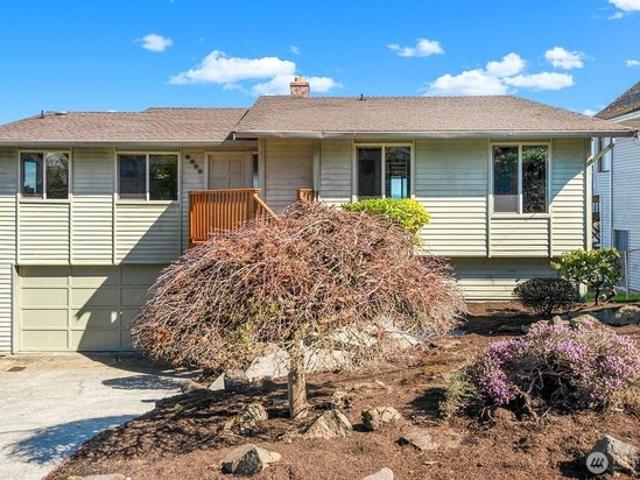 9928 64th Ave S, Seattle, WA 98118