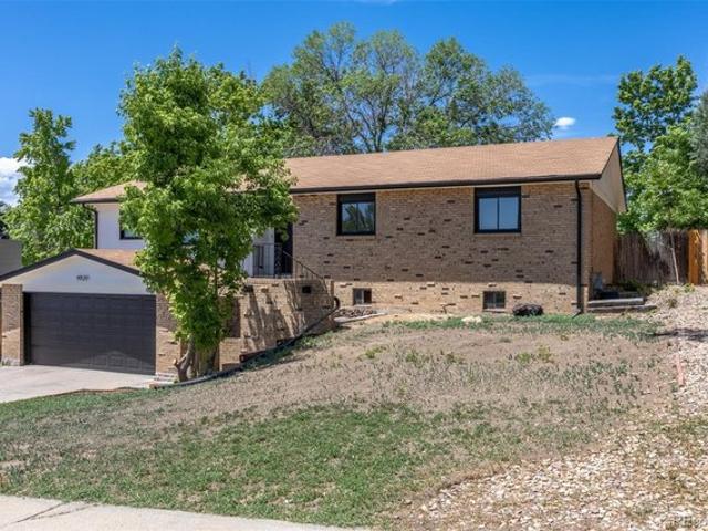 9929 Appletree Pl, Thornton, CO 80260