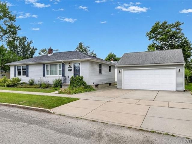 9920 Moschel Ct, Niagara Falls, NY 14304